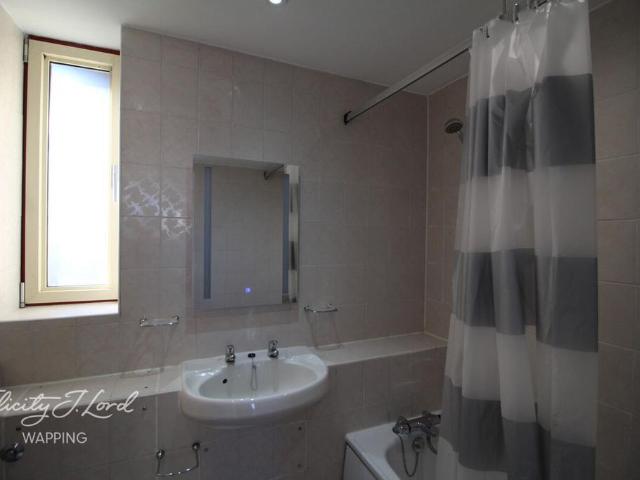 Cape Yard, LONDON 2 bed apartment to rent £2,250 pcm £519 pw