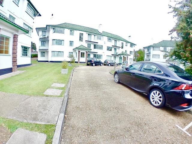 Capel Gardens, Pinner