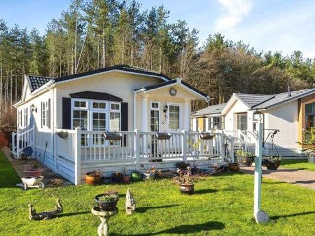 Capel Gardens, Ruckinge, 2 Bedroom Park