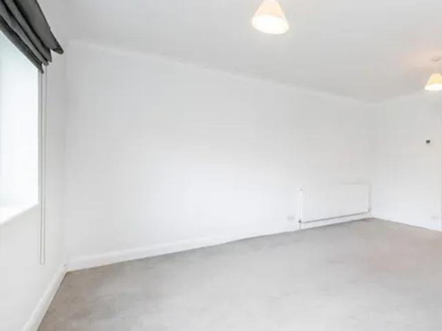 Capel Lodge, 244 246 Kew Road, London, TW9 3JU, United Kingdom | 2 bed house for rent #138222359 | Rentberry