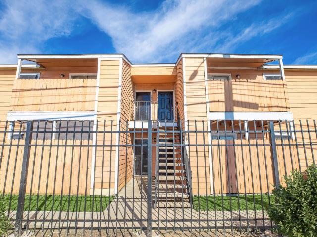 Capewood Apartments 2 Bedroom Apartment for Rent at 4335 Aldine Mail Route Rd, Houston, TX 77039