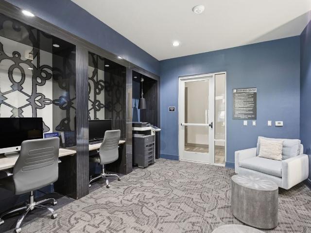 Capitol at Stonebriar 1 Bedroom Apartment for Rent at 9600 Gaylord Pkwy, Frisco, TX 75035