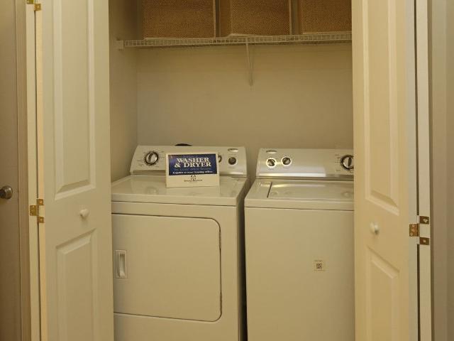 Capitol Gateway 1 Bedroom Apartment for Rent at 89 Woodward Ave Se, Atlanta, GA 30312 Capitol Gateway