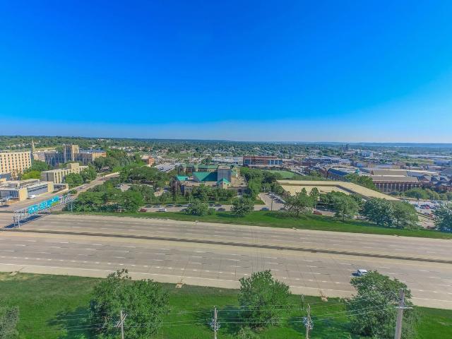 Capitol Hill Studio Apartment for Rent at 320 N 22nd St, Omaha, NE 68102 Downtown Omaha