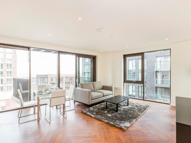 Capital Building, Embassy Gardens, London SW11, 2 bed flat to rent, £4,463 pcm | PrimeLocation