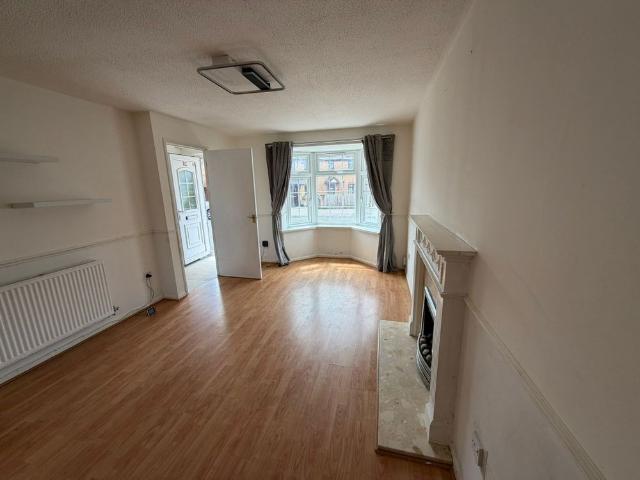 Capital Estate Agents bring you a 3 bedroom property in Hamilton