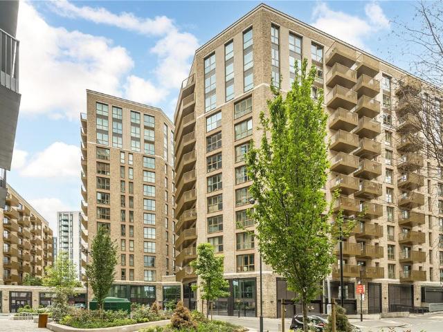 Capital Interchange Way, Kew Bridge, TW8 1 bed apartment to rent £2,100 pcm £485 pw
