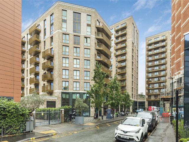 Capital Interchange Way, Kew Bridge TW8, 1 bed flat to rent, £2,100 pcm | PrimeLocation