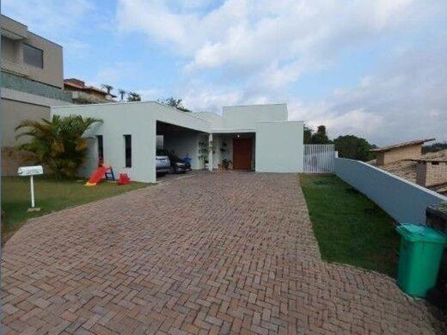 Capital Ville Casa Térrea em Condomínio Fechado com Piscina e 3 Suítes | Jundiaí