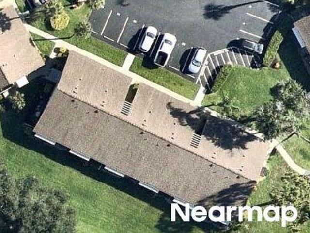 Capri Isles Blvd Apt 6