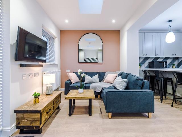 Capricorn Way, Salford M6, 4 bed terraced house to rent, £793 pppm | PrimeLocation