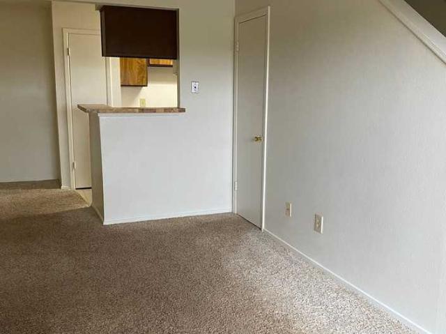 Caprock Apartment LLC 3 Bedroom Apartment for Rent at 1601 W Somerville St, Pampa, TX 79065