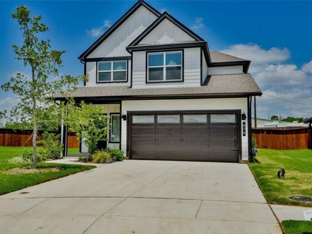 Capstone Cir, Granbury, Home For Sale