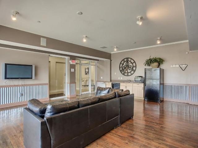 Capstone Quarters 4 Bedroom Apartment for Rent at 1901 N Lincoln Ave, Urbana, IL 61801