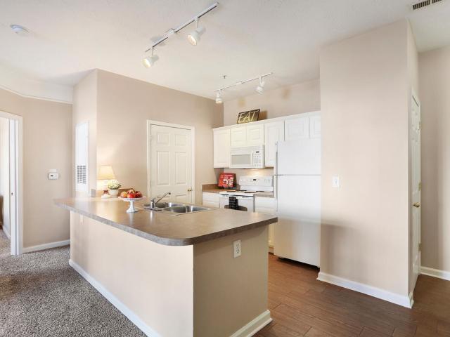 Capstone Quarters