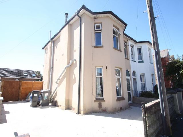 Capstone Road, Bournemouth BH8, 4 bed property to rent, £2,450 pcm | PrimeLocation