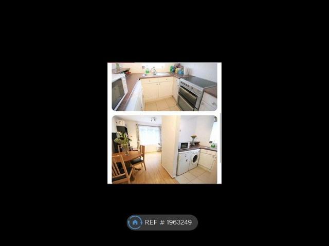Capstan Close, Romford RM6, 1 bed flat to rent, £1,550 pcm | PrimeLocation