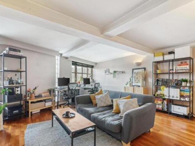 Capstan Court, Wapping, 1 Bedroom Flat