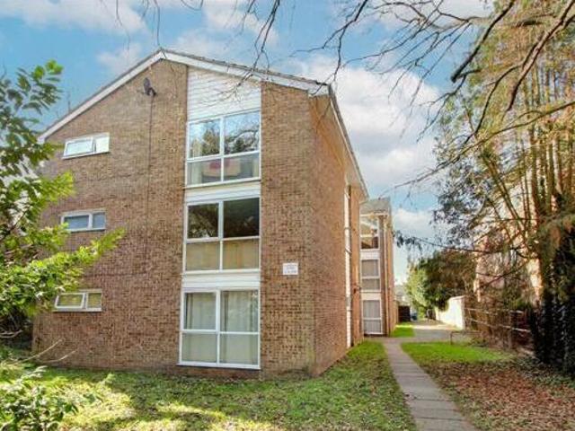 Capstan Ride, Enfield, Studio Flat For