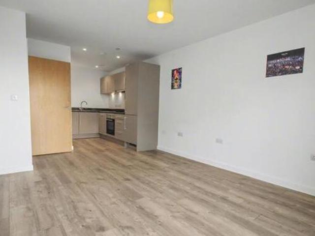 Capstan Road, Centenary Quay, 1 Bedroom Flat