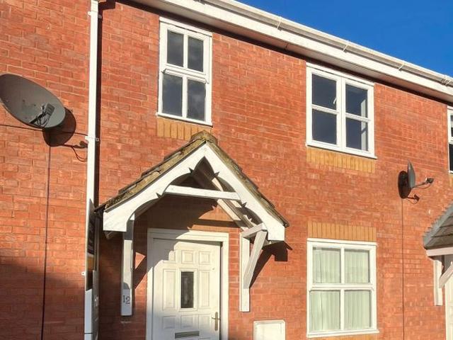 Carter Close, Swindon SN25, 2 bed terraced house to rent, £1,250 pcm | PrimeLocation