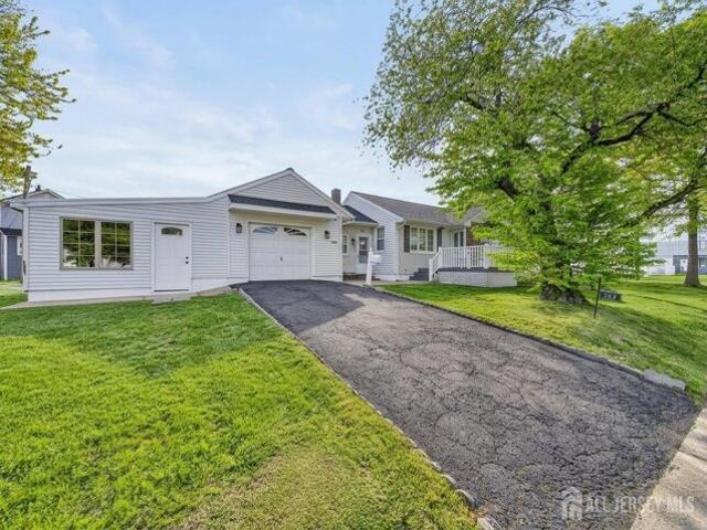 Carteret Ave, Carteret, Home For Sale