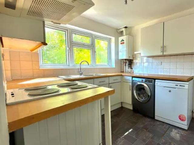 Carters Hill Close, London, SE9 4RT, United Kingdom | 2 bed house for rent #168152249 | Rentberry
