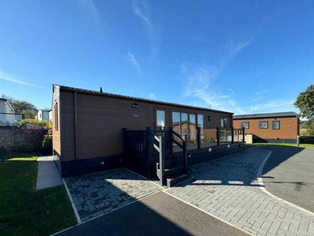 Cartford Lane, Little Eccleston, 2 Bedroom Caravan
