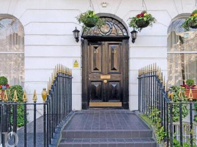 Cartwright Gardens, Bloomsbury, Studio Flat For