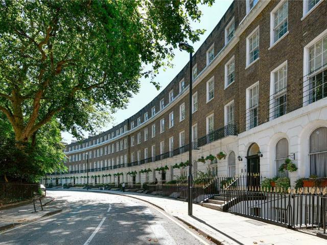 Cartwright Gardens, London WC1H Studio to rent £2,383 pcm £550 pw