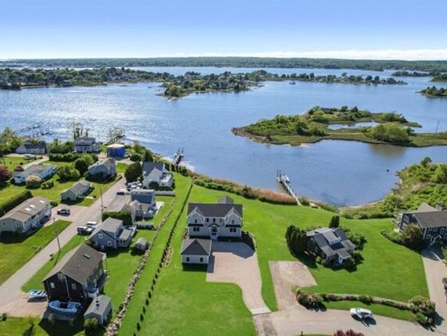 Carver Ln, Narragansett, Home For Sale