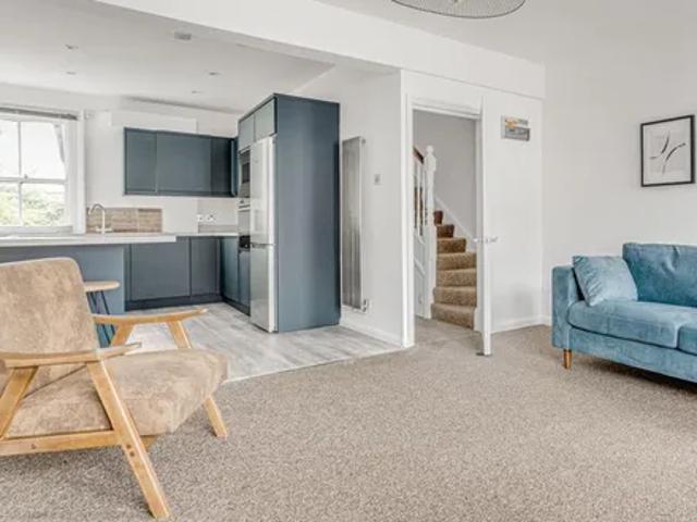 Car Park Wash, Dorothy Road, London, SW11 2JW, United Kingdom | 2 bed apartment for rent #168148125 | Rentberry