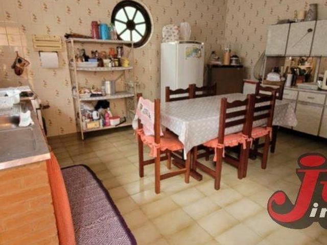 CARAGUATATUBA CASA TÉRREA 3 SUÍTES E 6 VAGAS
