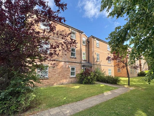 Caraway Drive, Meanwood, Leeds LS6, 2 bed flat to rent, £995 pcm | PrimeLocation