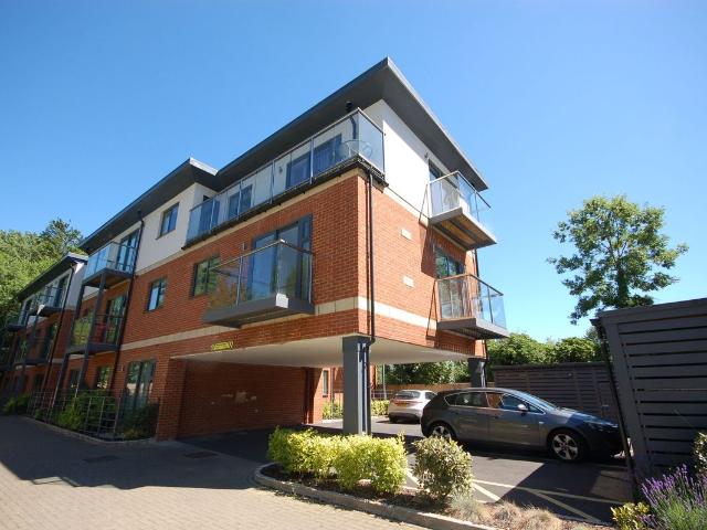 Caravan Lane, Rickmansworth WD3, 1 bed flat to rent, £1,395 pcm | PrimeLocation