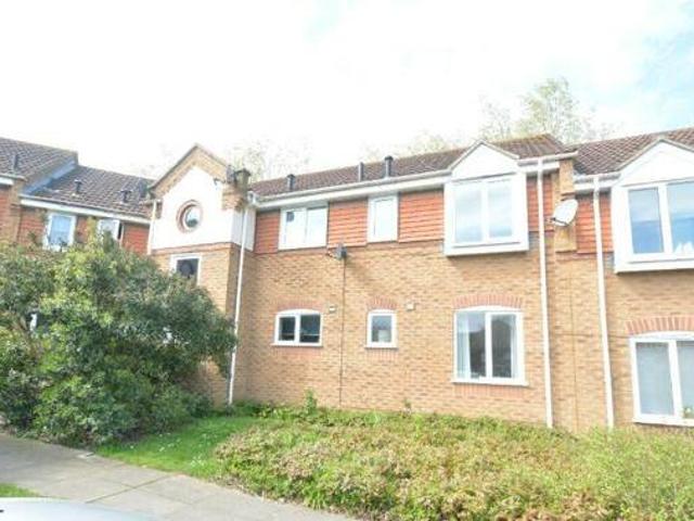 Caravel Close, Chafford Hundred, 2 Bedroom Flat
