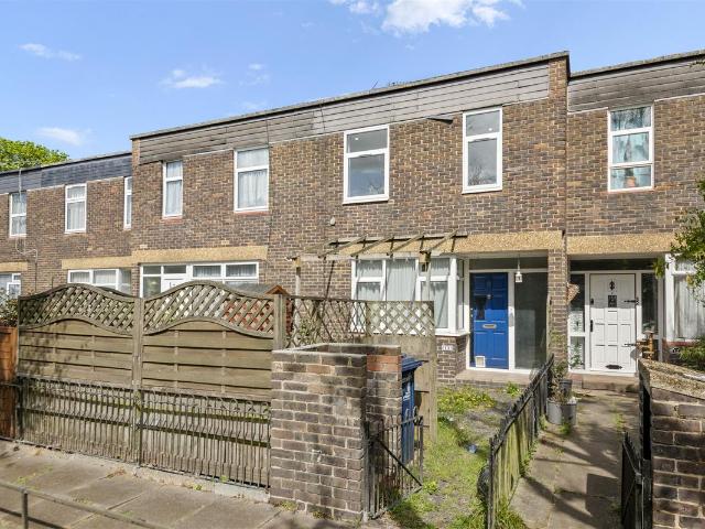 Caravelle Gardens, Northolt UB5, 3 bed terraced house to rent, £2,350 pcm | PrimeLocation