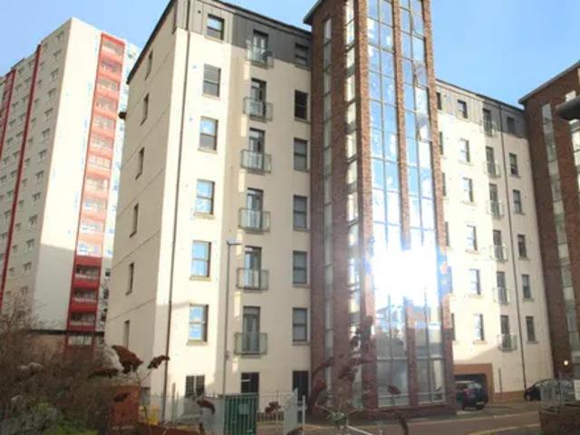 Carbon Footprints Nursery, 10 Duke Wynd, Glasgow, G4 0WX, United Kingdom | 2 bed apartment for rent #124835940 | Rentberry