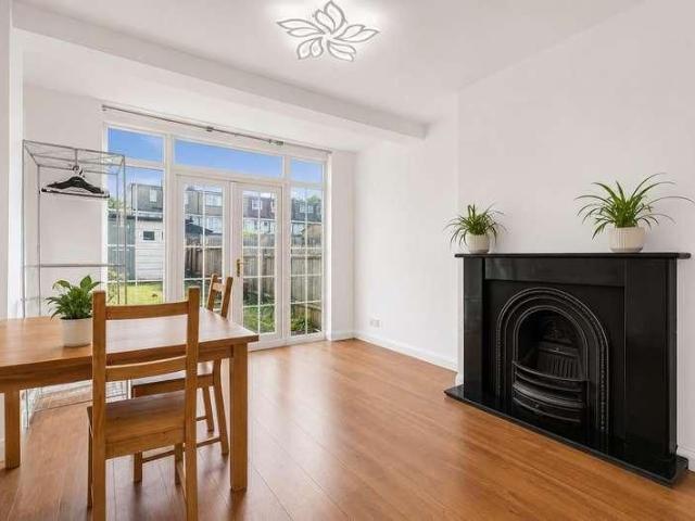 Cardinal Avenue, Kingston Upon Thames, KT2