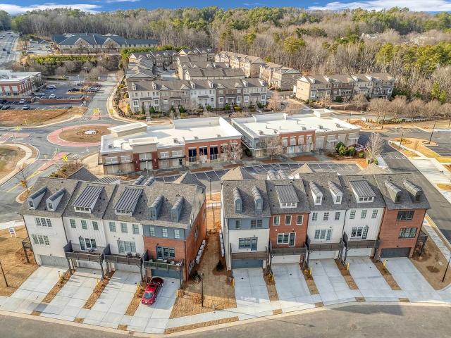 Cardinal East Village 3 Bedroom Apartment for Rent at 101 Porter Ln, Alpharetta, GA 30022
