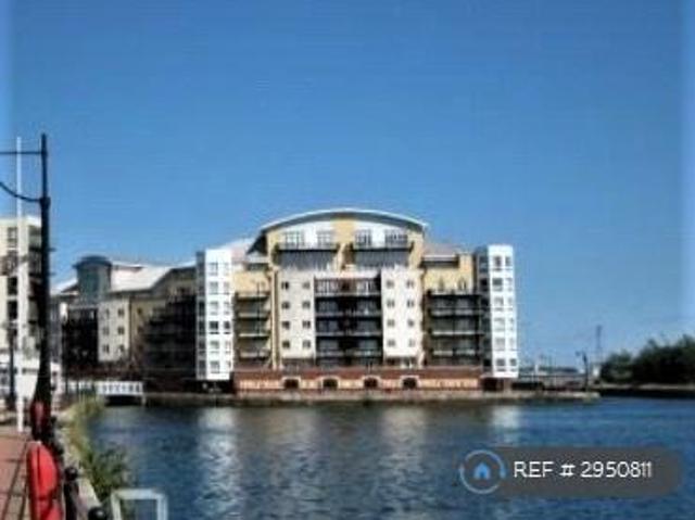 Cardiff Bay, Cardiff, CF10 2 bed flat to rent £1,550 pcm £358 pw