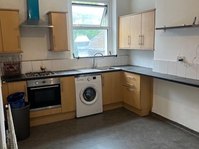 Cardiff CF24, 4 bed maisonette to rent, £1,560 pcm | PrimeLocation