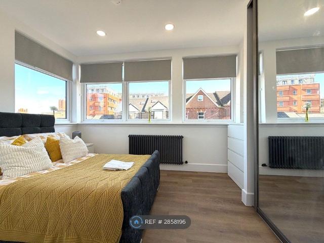 Cardiff Road, Luton LU1, 1 bed flat to rent, £1,075 pcm | PrimeLocation