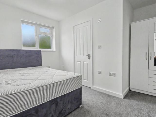 Cardiff Road, Watford, Hertfordshire WD18, Room to rent, £800 pcm | PrimeLocation