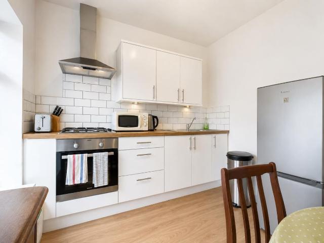 Cardiff Road, Taffs Well, Cardiff CF15, 1 bed flat to rent, £700 pcm | PrimeLocation