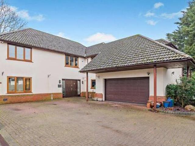 Cardiff, United Kingdom, 5 Bedroom Detached