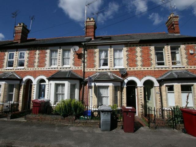 Cardigan Gardens, Reading RG1, 4 bed terraced house to rent, £1,900 pcm | PrimeLocation