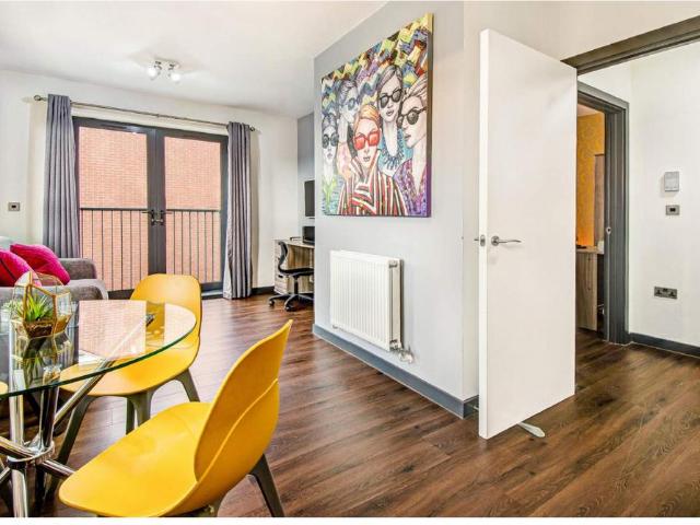 Cardigan Lane, Leeds 1 bed flat to rent £1,083 pcm £250 pw