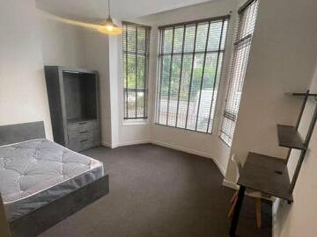 Cardigan Road, Headingley, 4 Bedroom Flat
