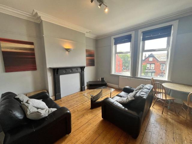 Cardigan Road, Headingley, Leeds LS6, 2 bed shared accommodation to rent, £1,295 pcm | PrimeLocation